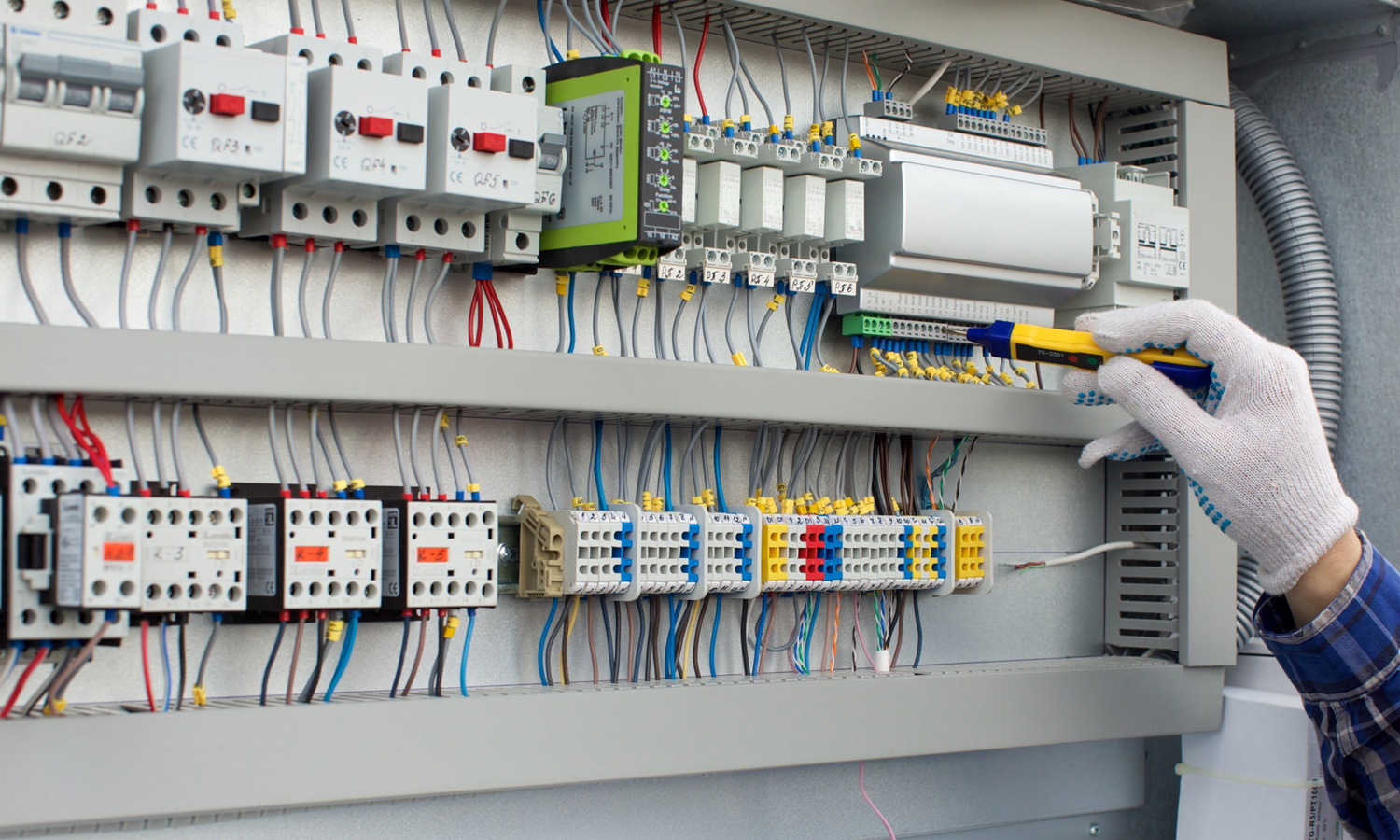 ECECE Group - Electrical Contractor